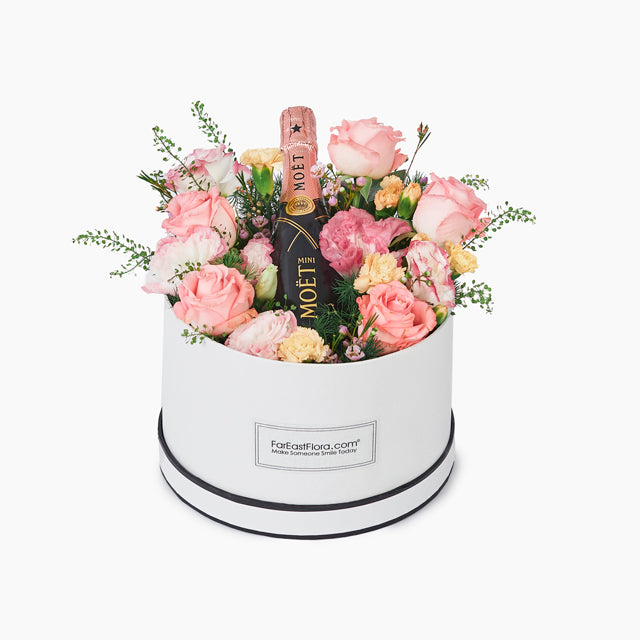 Mini Moet & Chandon Rose x Flowers Gift Set – FarEastFlora.com