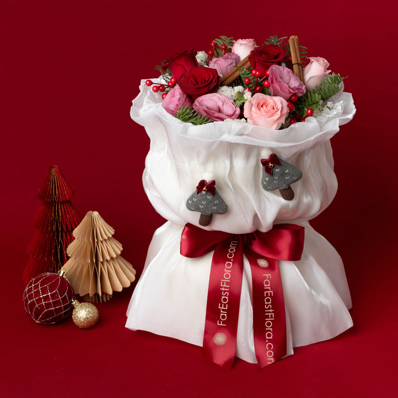 Santa’s Festive Sack – Flower Bouquet | FarEastFloracom No.1 Florist ...